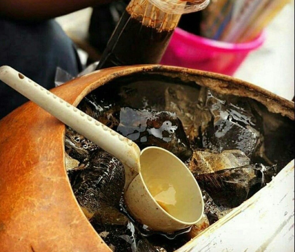 Top 10 Local drinks to try in Ghana: Quench Your Thirst